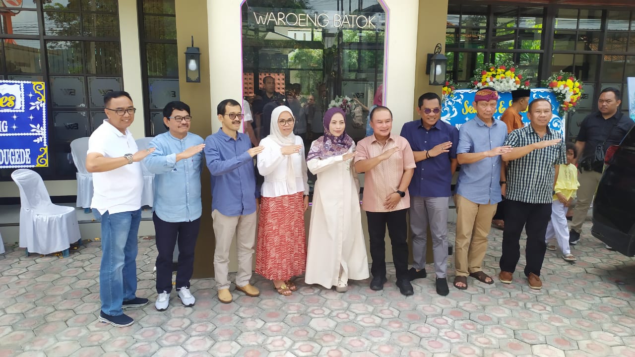 Bupati Dian Resmikan Waroeng Batok Cabang Kedua, Siapa yang Punya ...